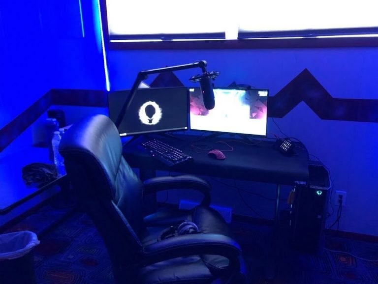 What Switches Does Clix Use? Clix Keyboard Switches & Gaming Setup ...